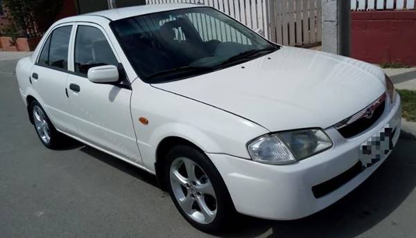 Mazda 323 2000 | Emol.com