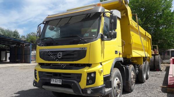 Volvo 560 2012 | Emol.com