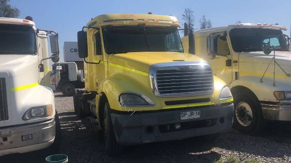 Freightliner CL 120 Columbia 2012