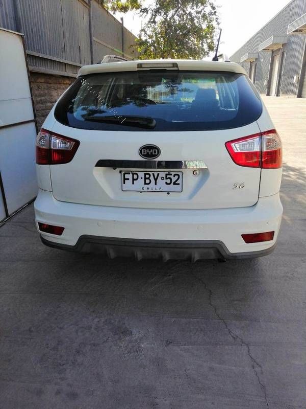 BYD S6 2013